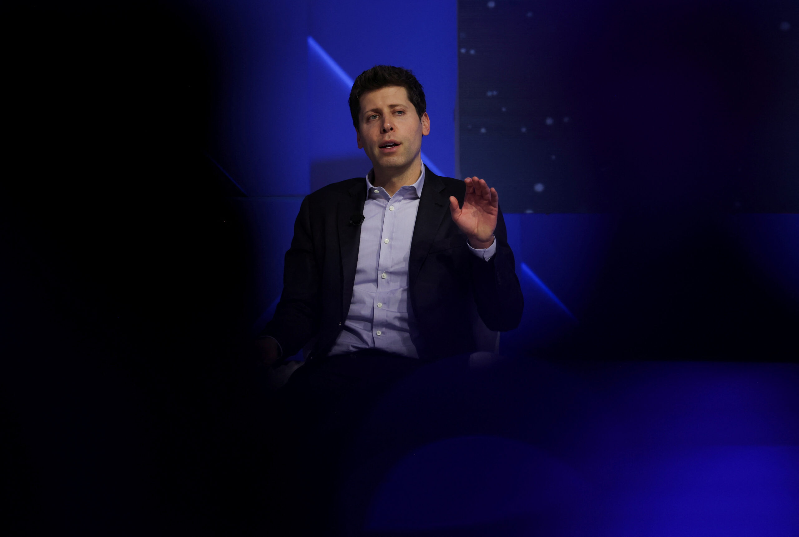 Sam Altman se vraća na mjesto izvršnog direktora OpenAI - Forbes