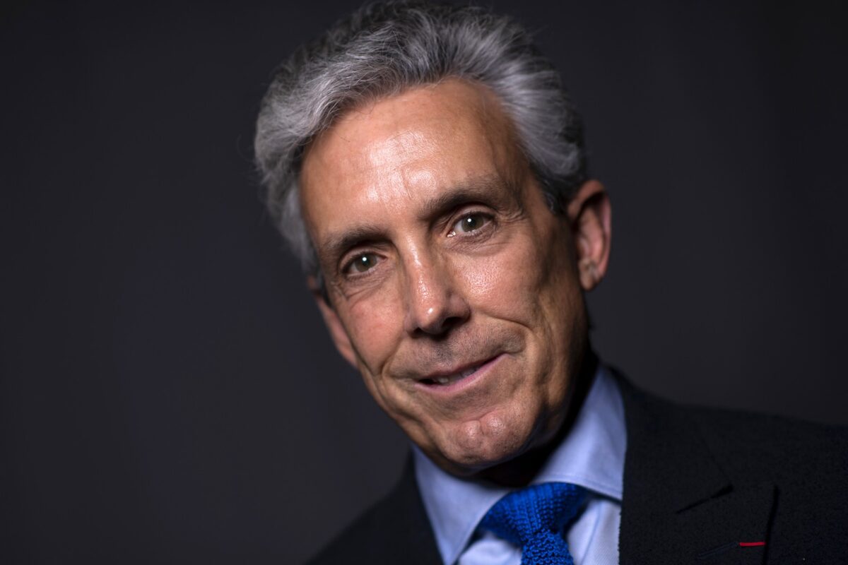 Ko je Charles Cohen: Milijarder koji se trenutno suočava s dugovima i ...